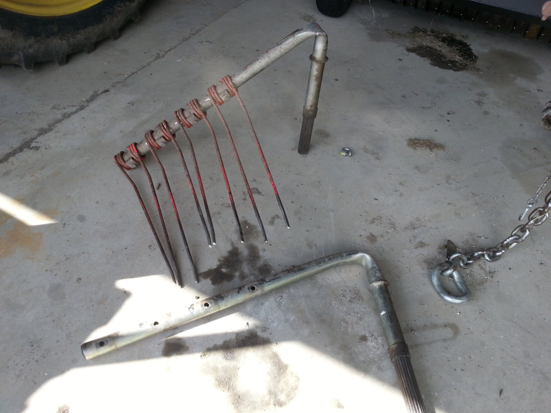 Straighting class rake arms | The Farming Forum