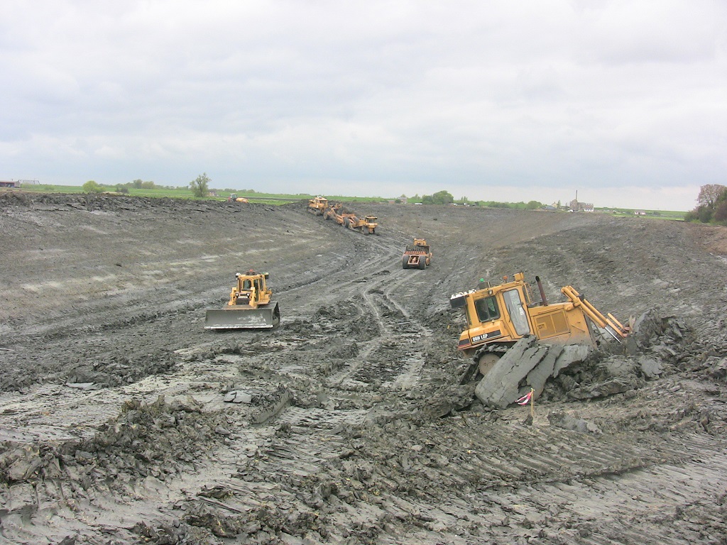 Farming on tracks pics please. | The Farming Forum