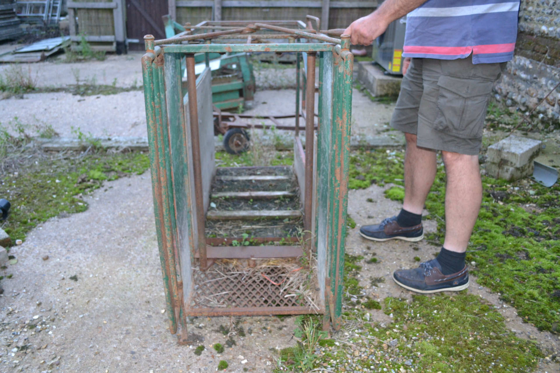 Sheep Dagging crate | The Farming Forum