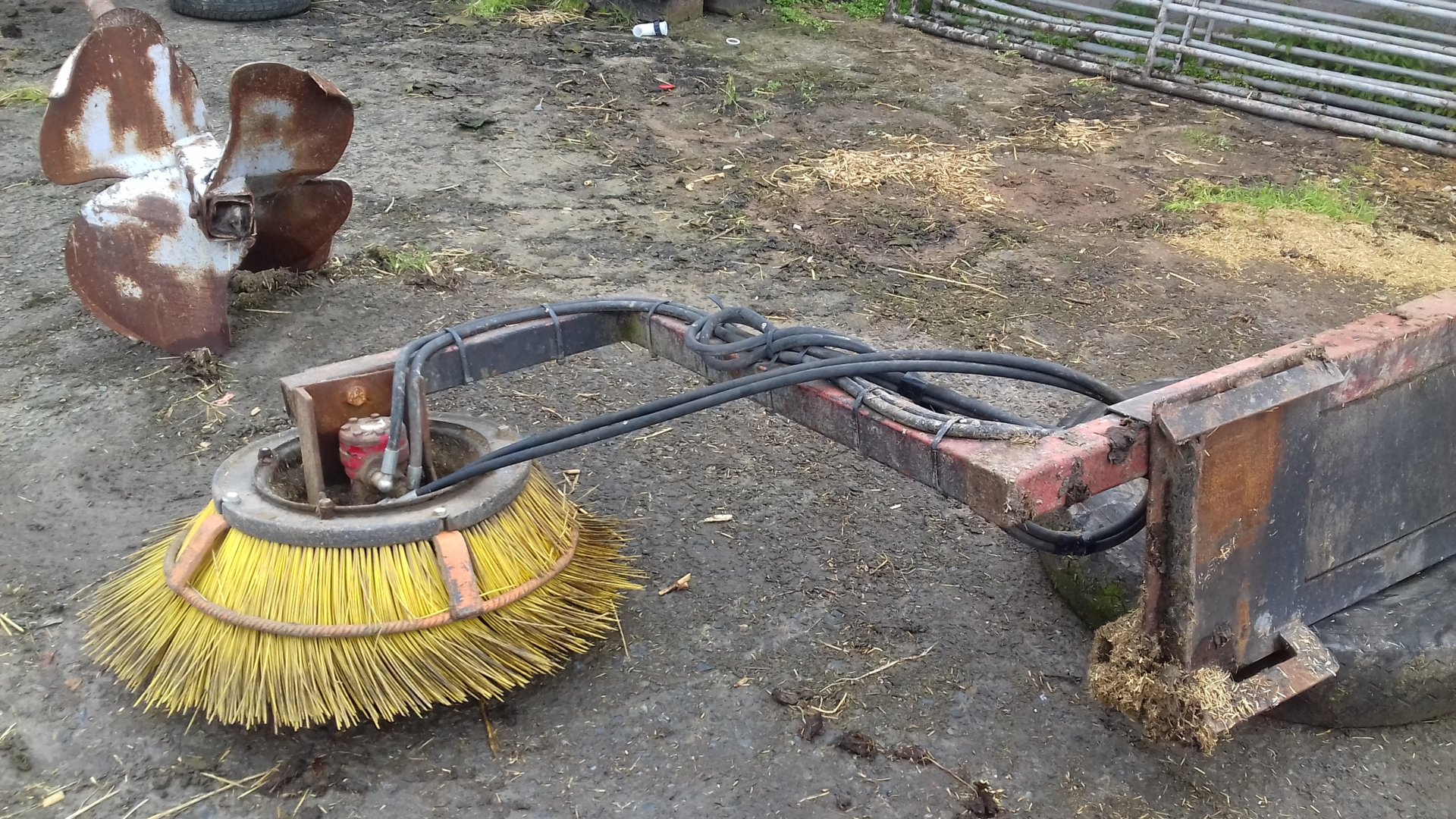 Cubicle sweeper | Page 2 | The Farming Forum