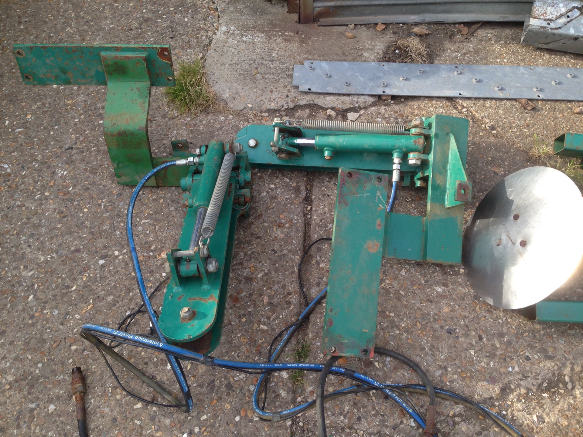 3 meter drill markers and pre emerge kit | The Farming Forum