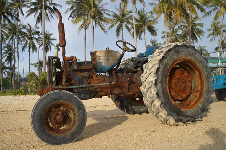 Mad Max tractor. | The Farming Forum