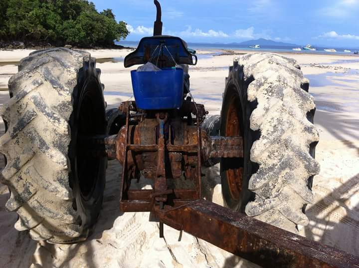 Mad Max tractor. | The Farming Forum
