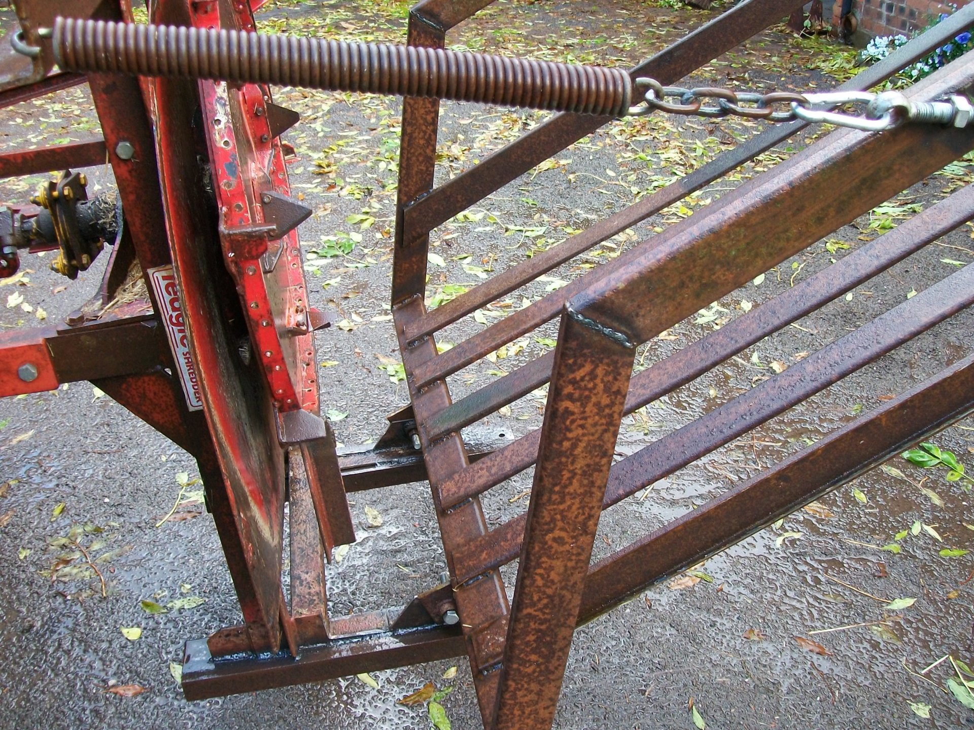 Round bale straw chopper spreader thingy | The Farming Forum