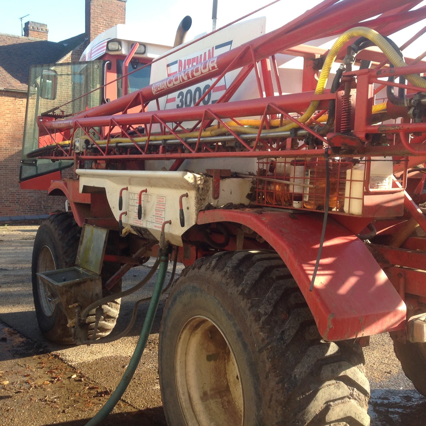 Self-propelled sprayers: Bateman - Bateman RB16 | The Farming Forum
