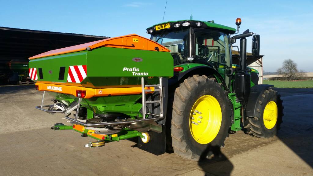 Mid range Fert Spinner | The Farming Forum
