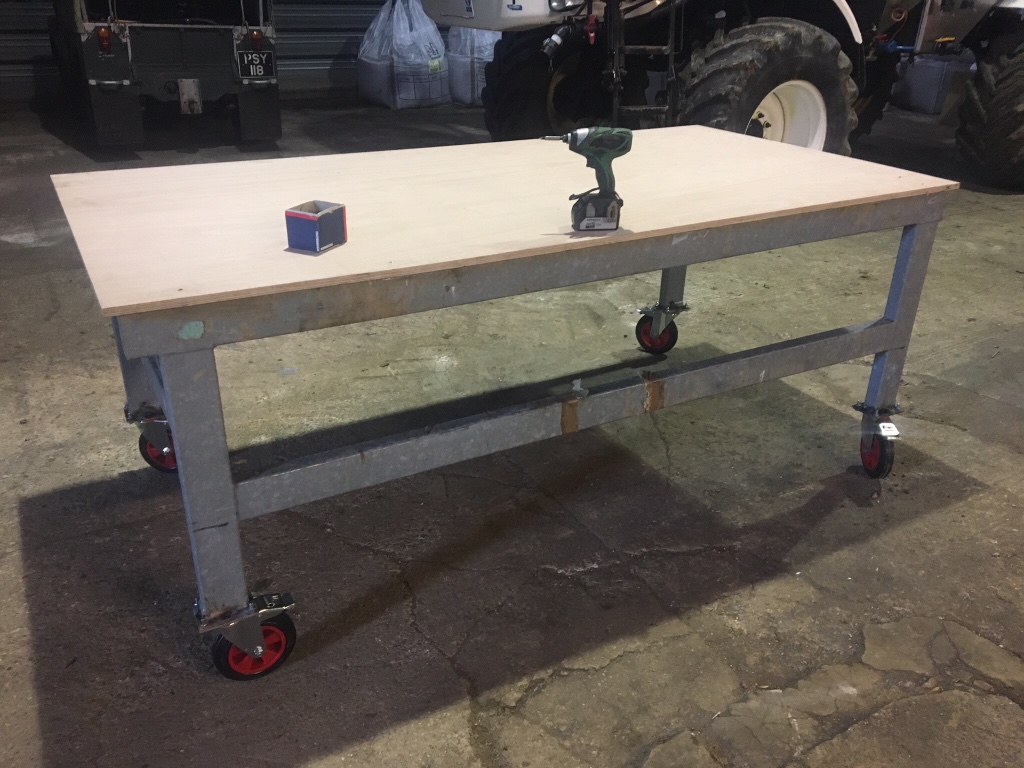 Mobile work bench | The Farming Forum