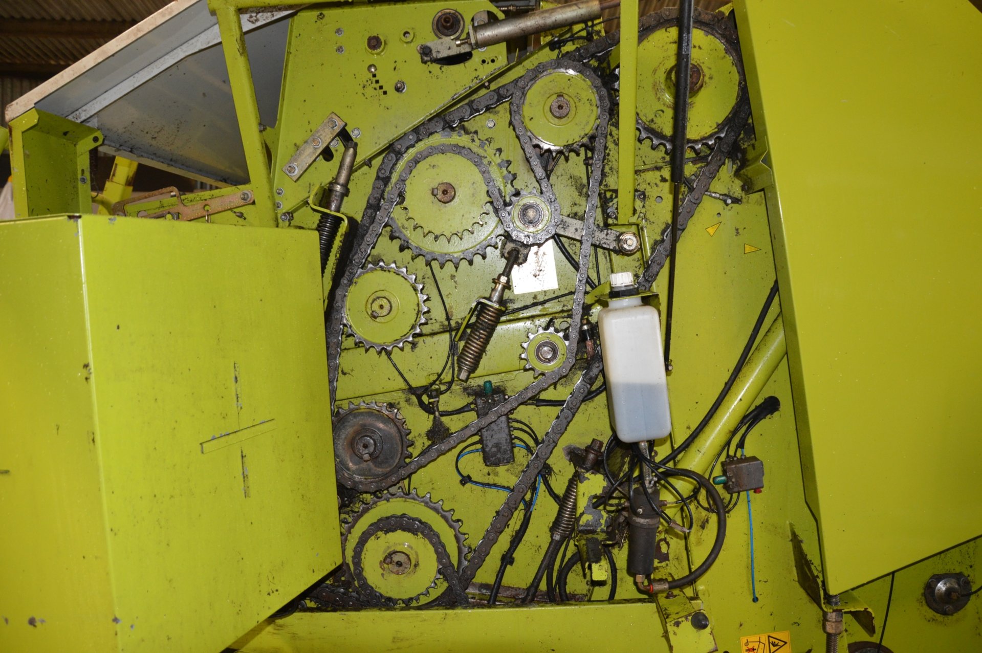 Claas Rollant 255 uniwrap | The Farming Forum