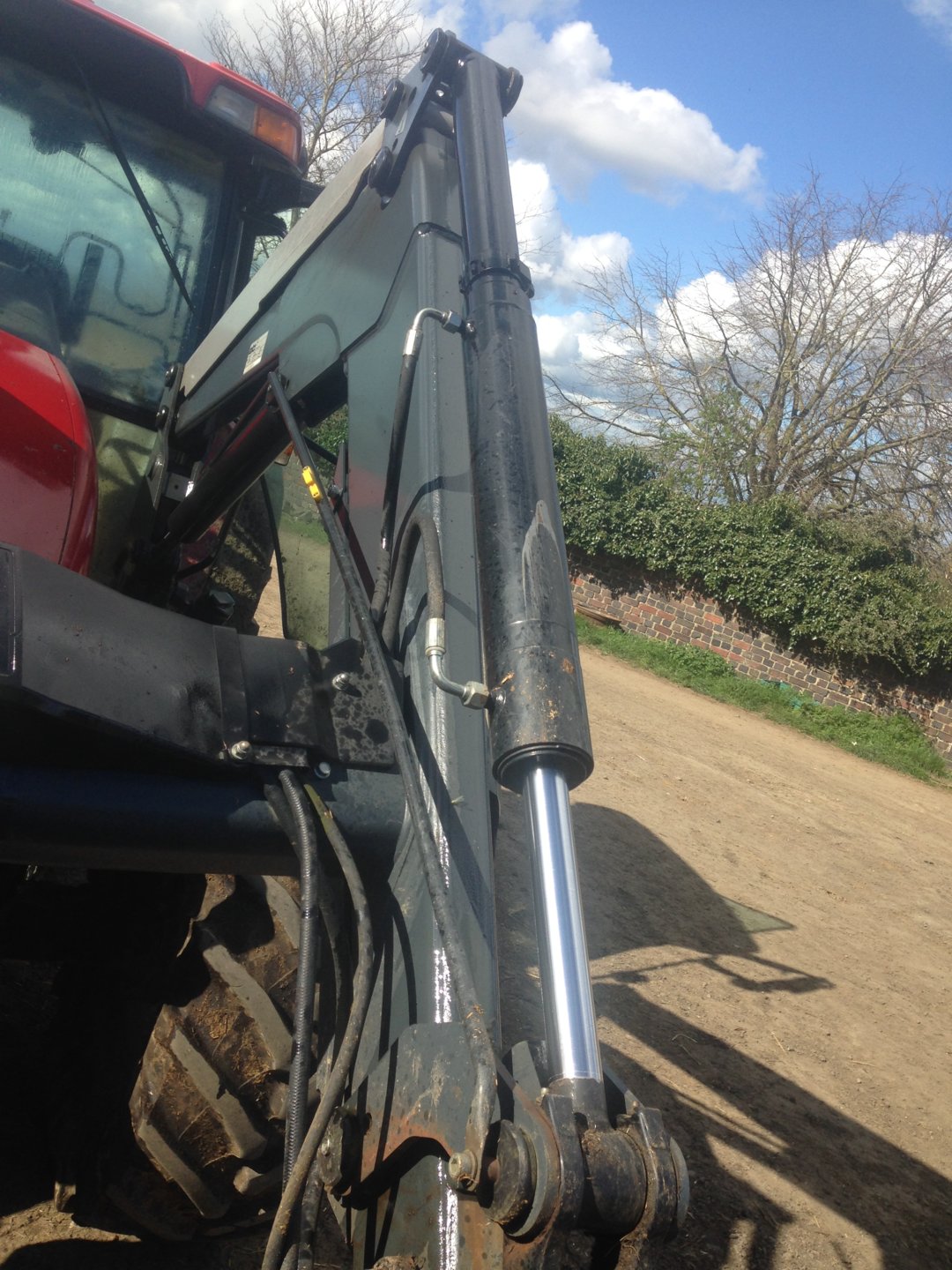 Quickie q46 crowd ram | The Farming Forum