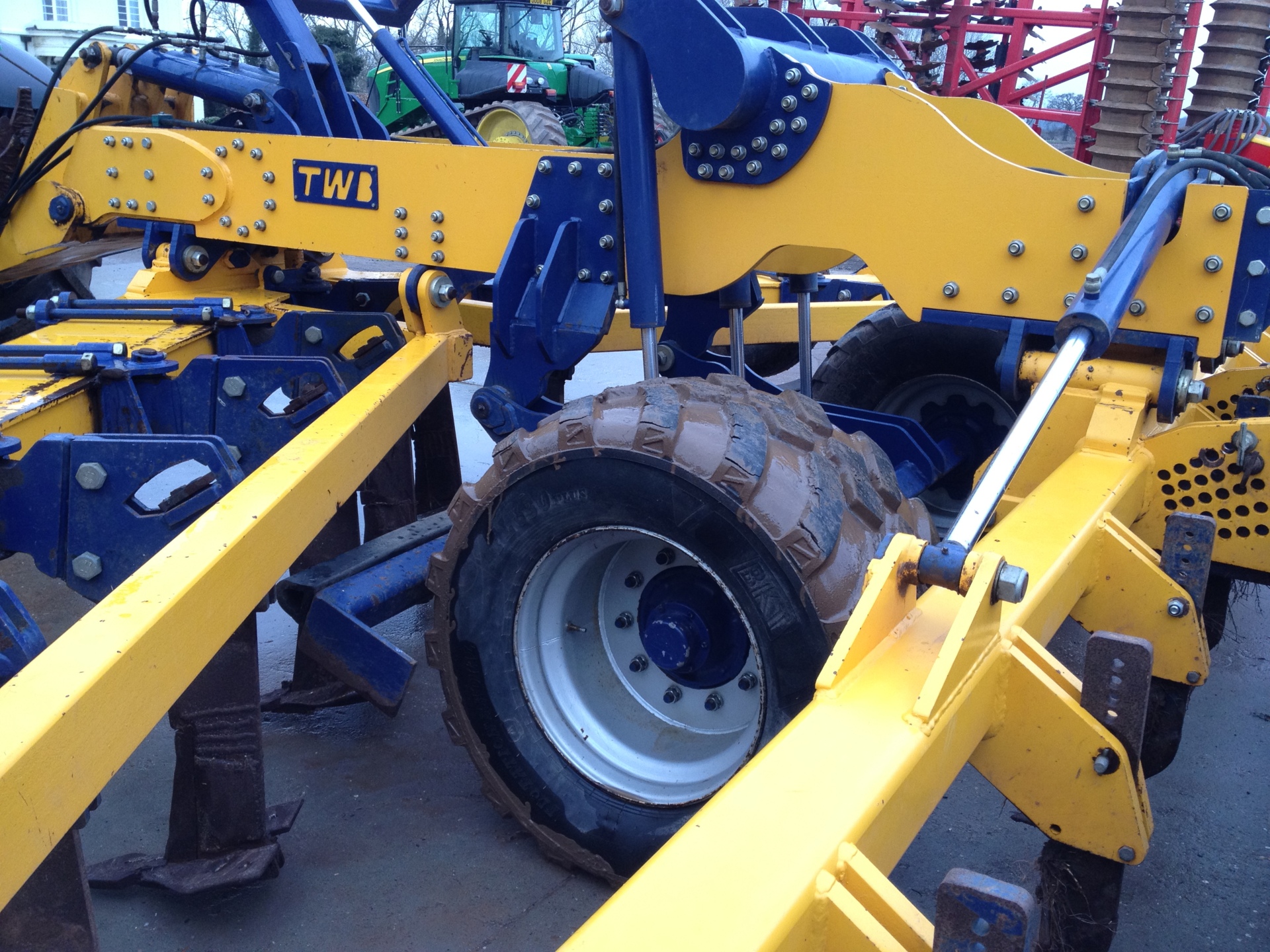 FOR SALE: TWB 6 metre, 9 leg, Subsoiler with working tines & packer ...