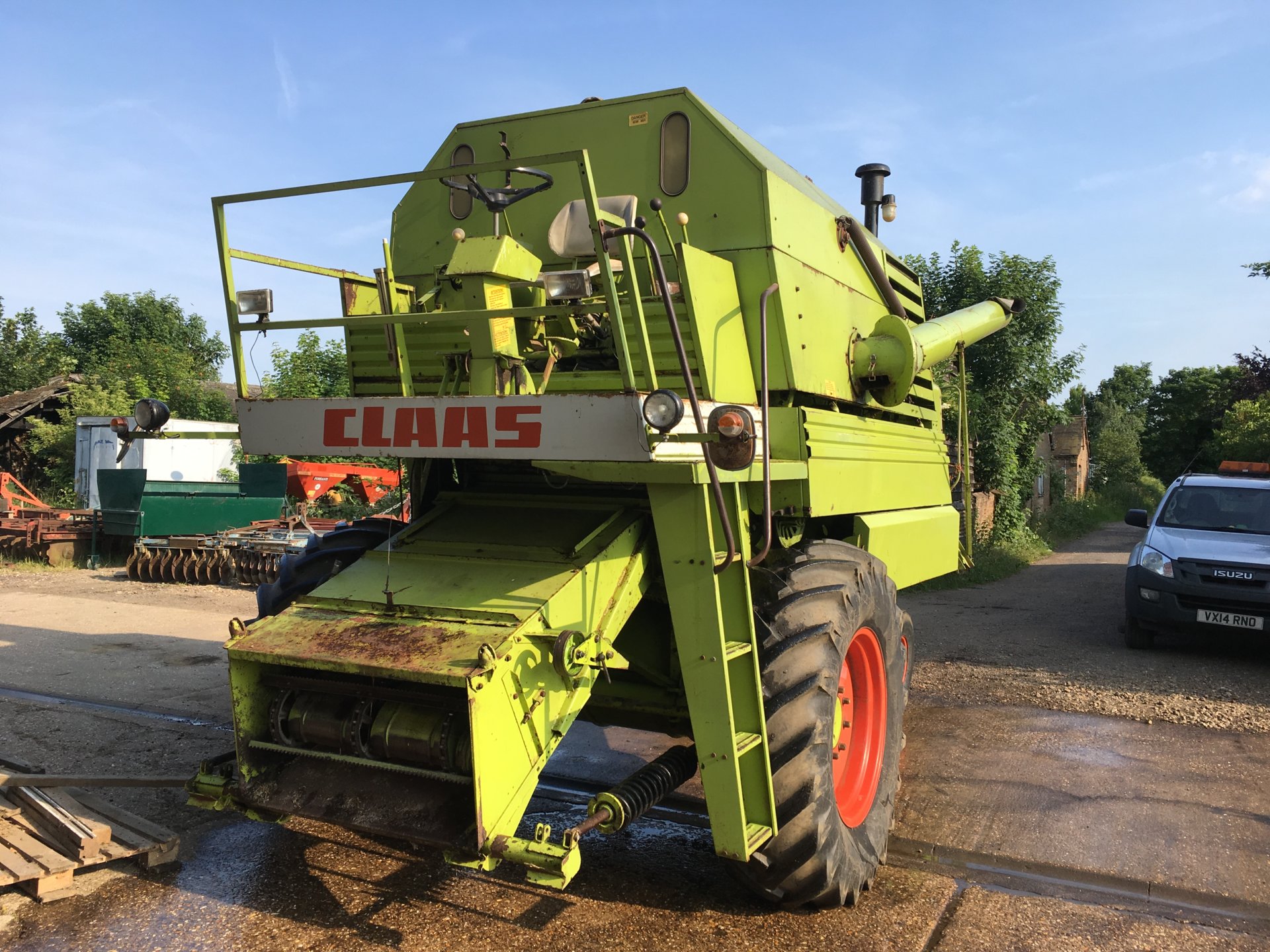 Combine Harvester and Accessories: CLAAS - Senator 80 | The Farming Forum