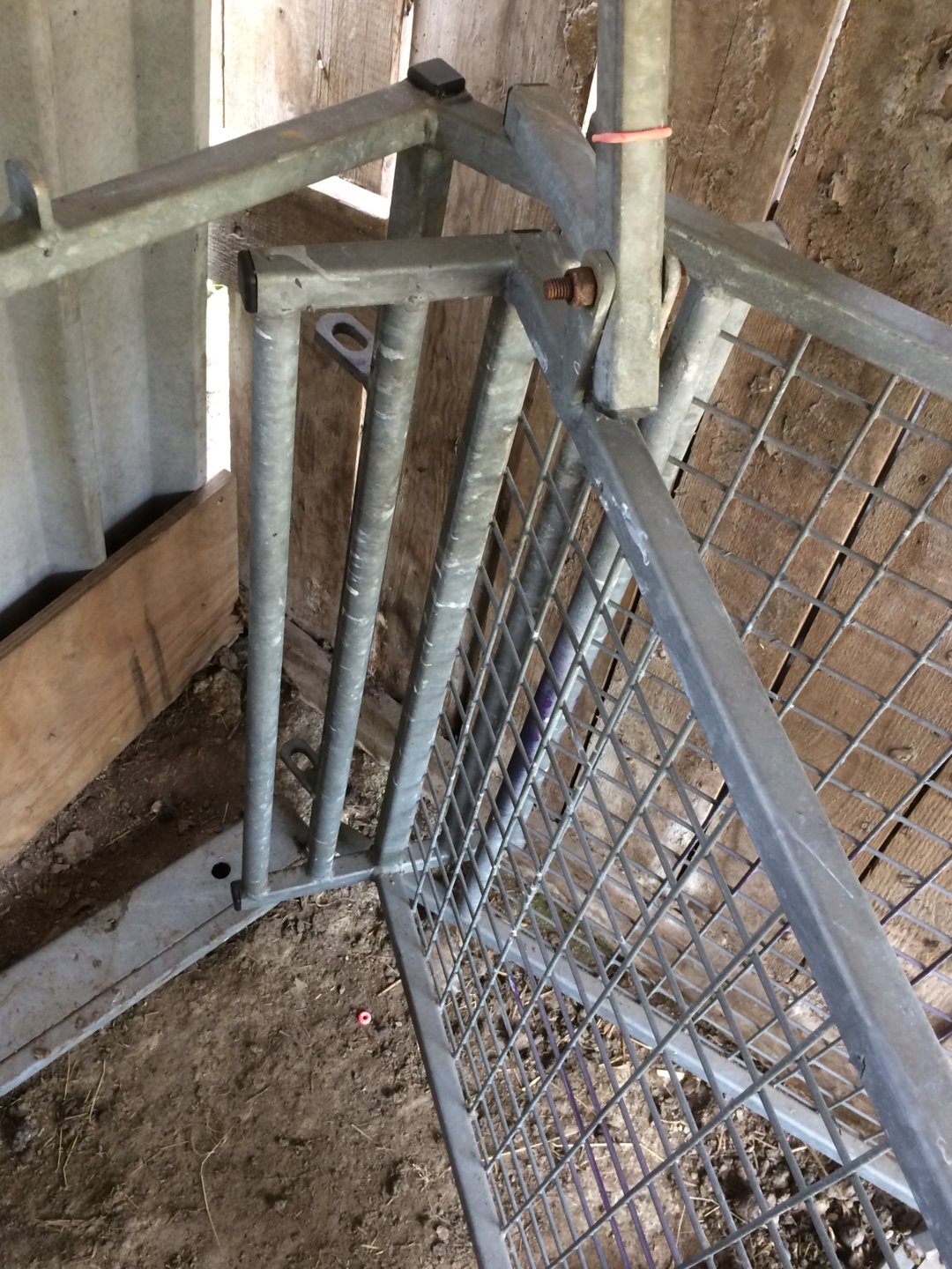 2way divider gate sheep | The Farming Forum