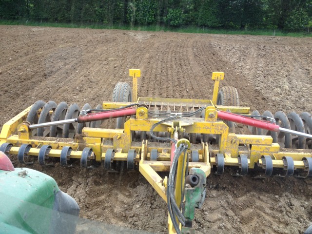 COUSINS GIANT LAND PACKER | The Farming Forum