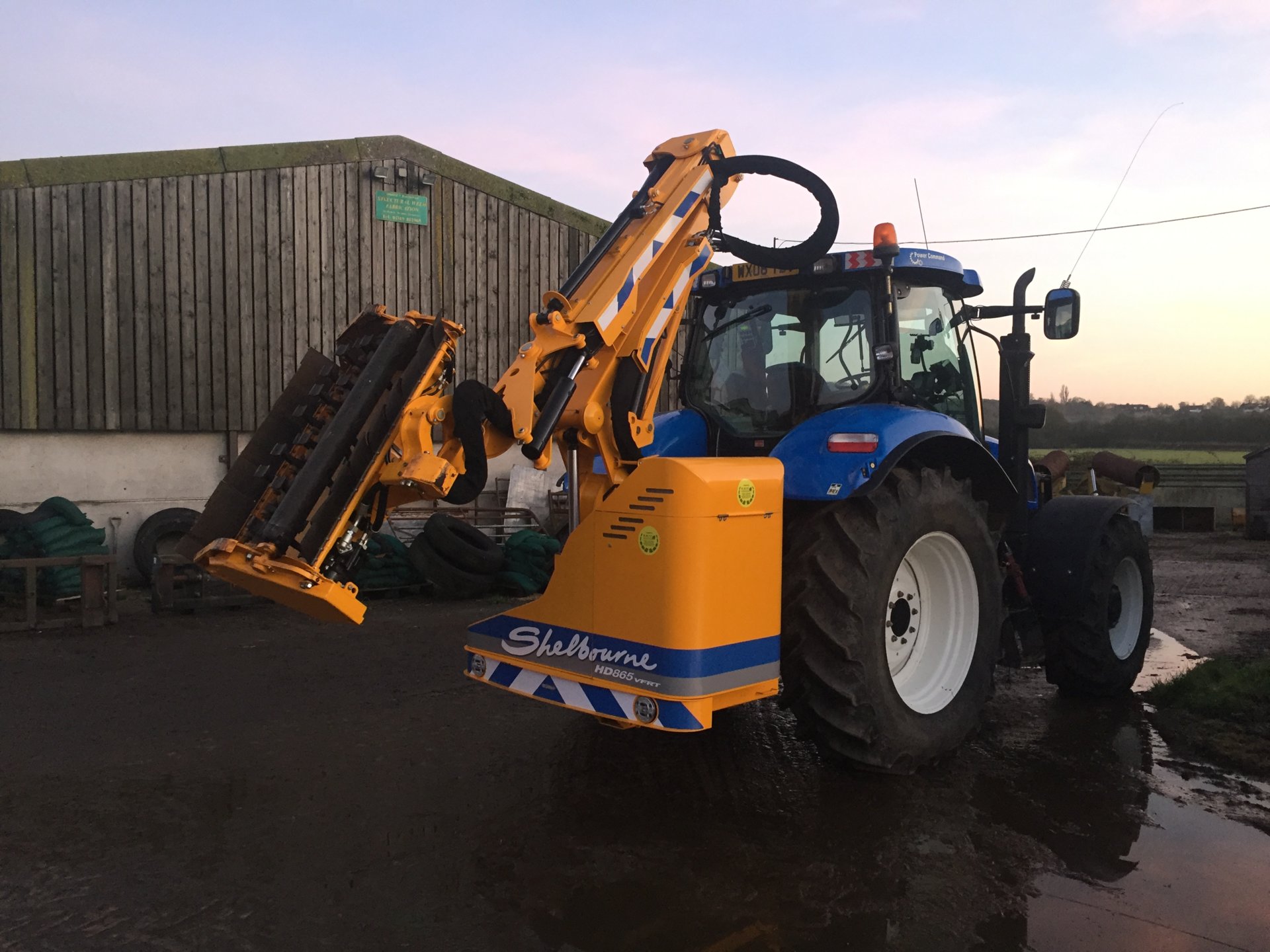 Hedgecutter, telescopic forward reach | The Farming Forum