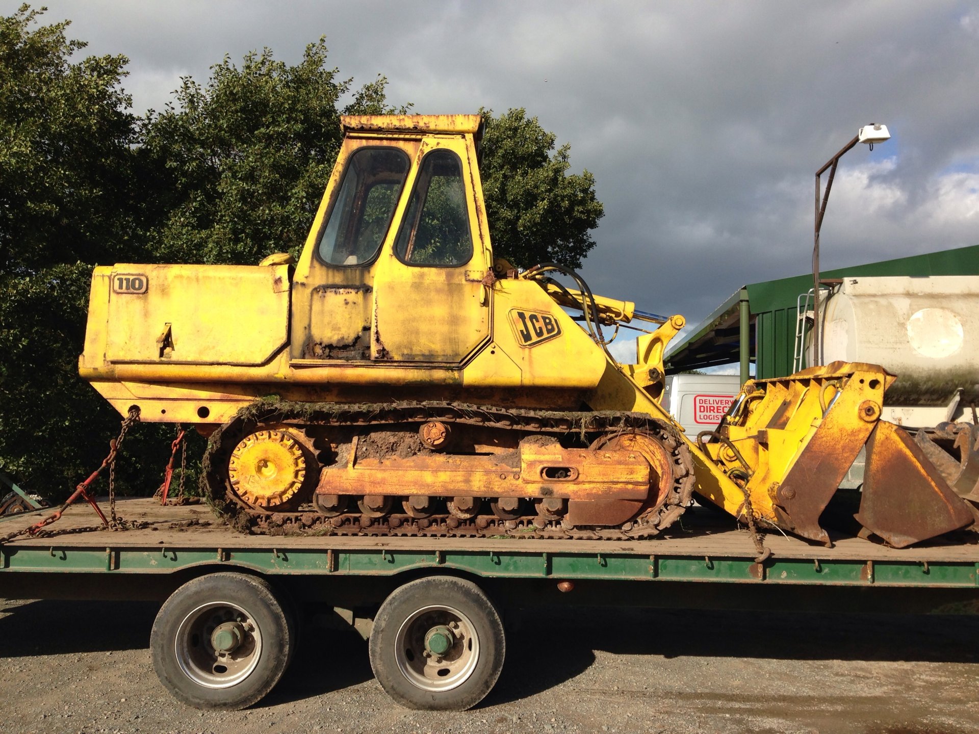 the largest crawler loaders in comparison caterpillar 983, komatsu ...