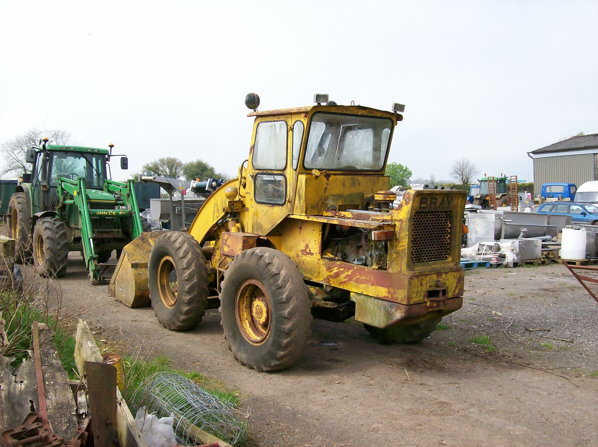 Antique loading shovel | The Farming Forum