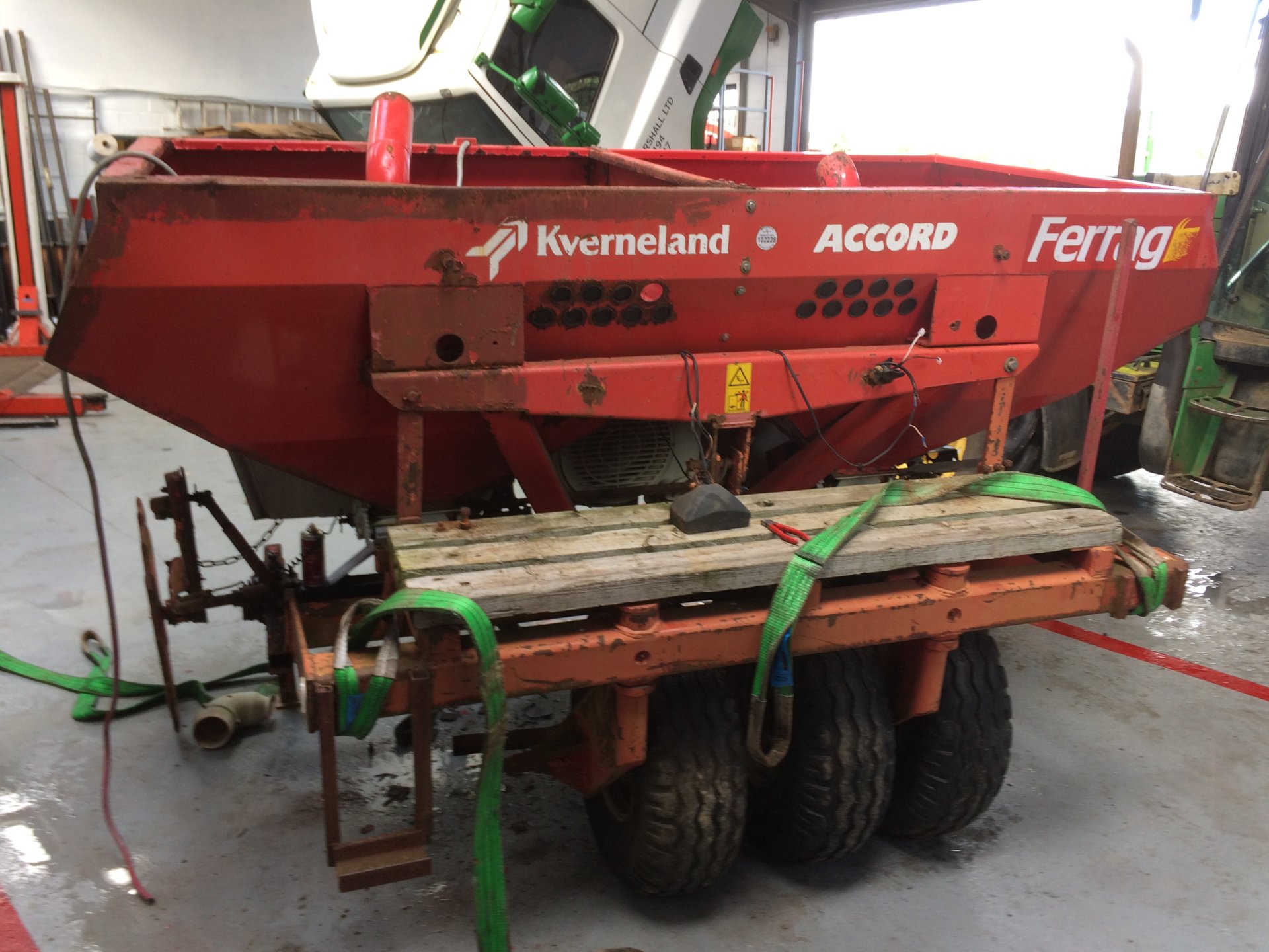 Front seed hopper | The Farming Forum