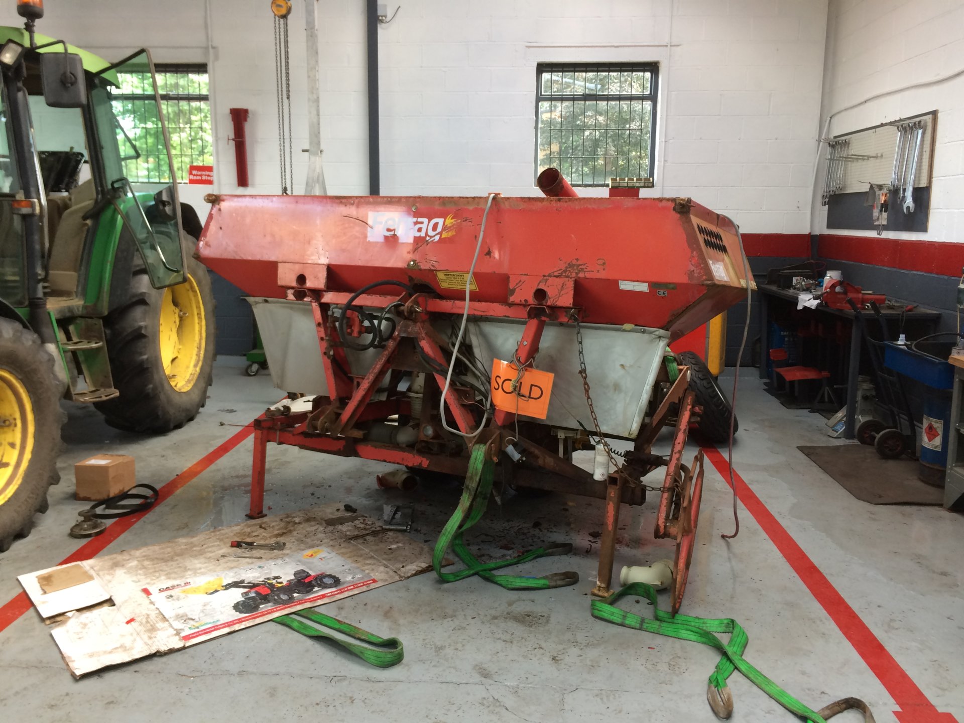 Front seed hopper | The Farming Forum