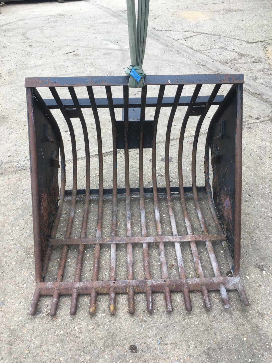 Sugar beet bucket | The Farming Forum