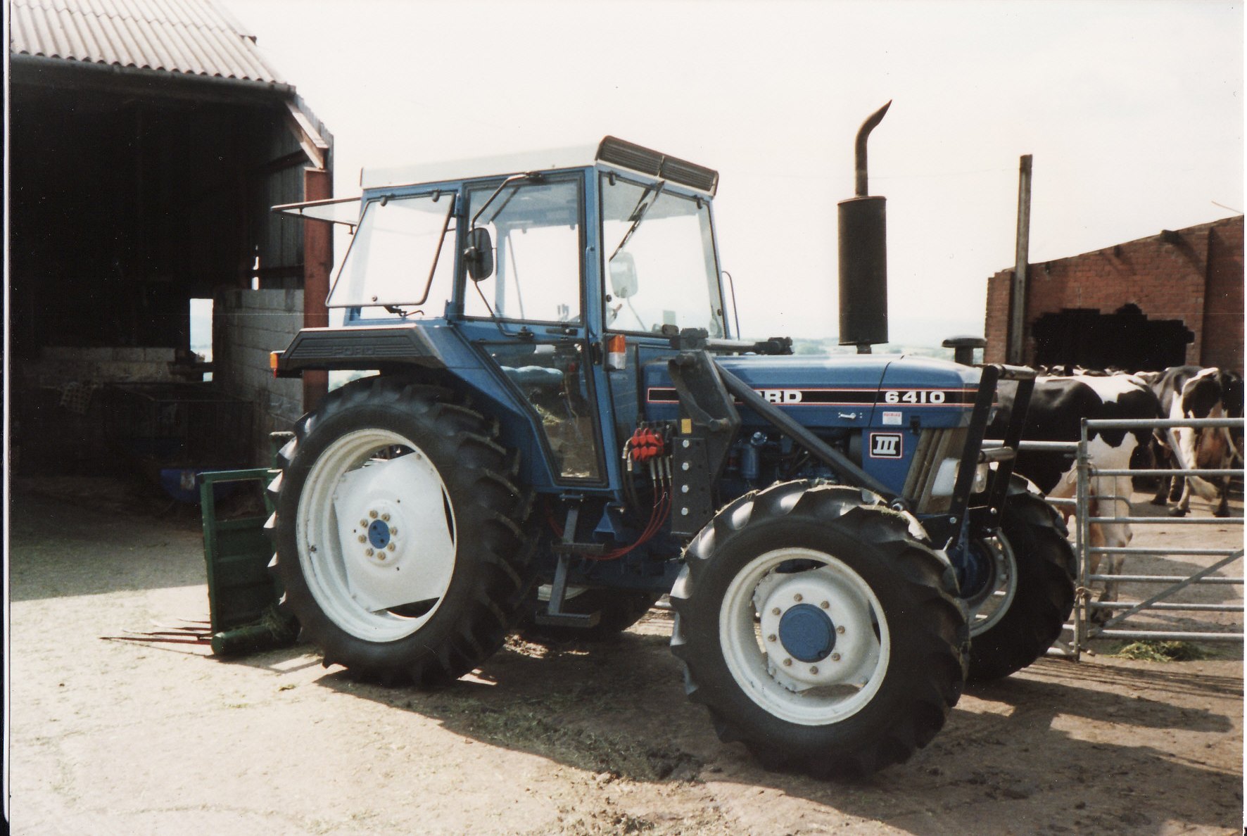 Howard Farmhand loader brackets to bolt to tractor. | The Farming Forum