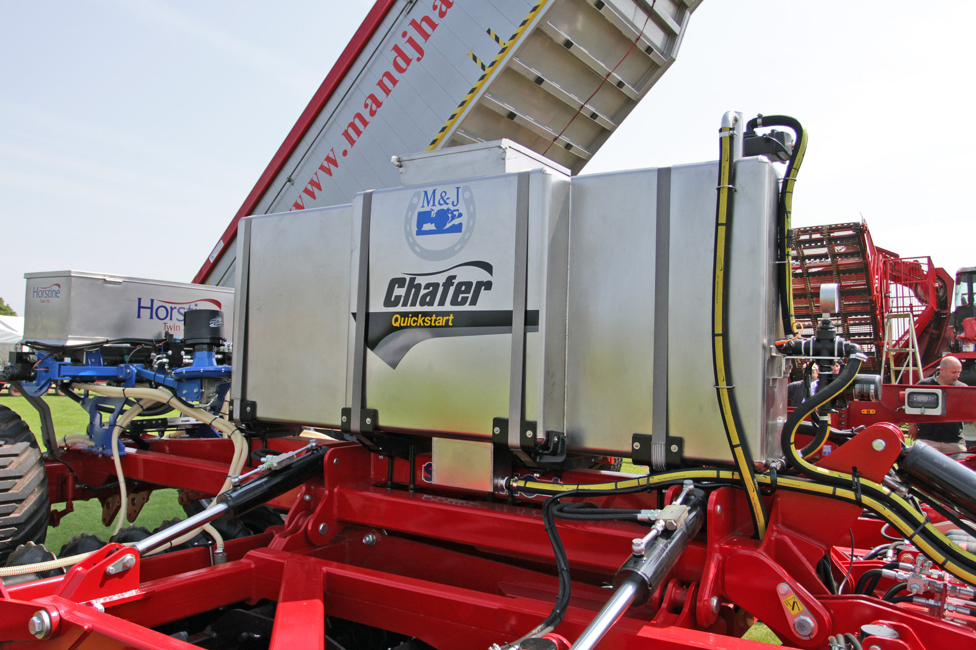 Ex Show Chafer - Sumo Quickstart tank | The Farming Forum