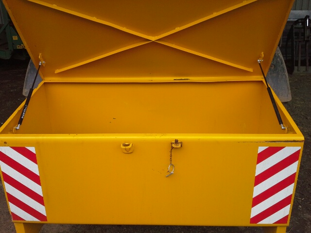 jcb toolbox ideas needed? | The Farming Forum