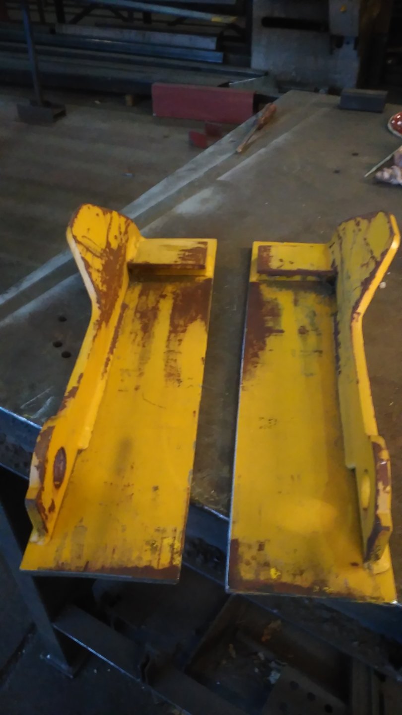 Sanderson/Early Claas Brackets | The Farming Forum
