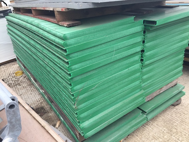 Green Paneltim 600mm high for whelping boxes / farrowing pens | The ...