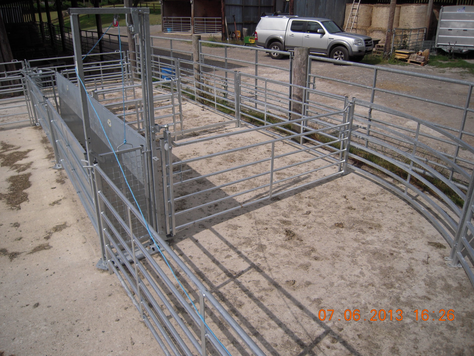 Sheep hurdles and handling system | The Farming Forum