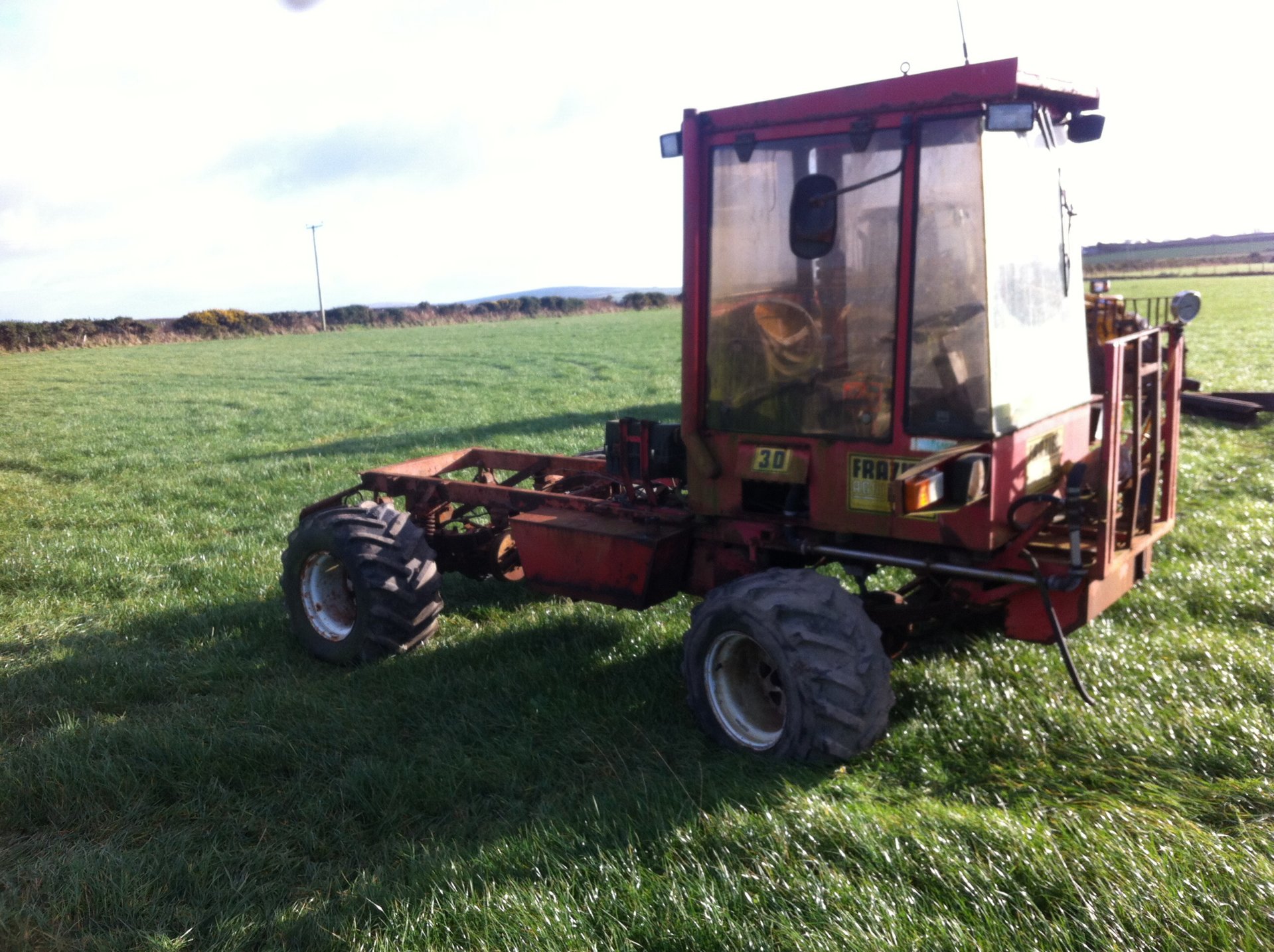 Frazer Agri Buggy 3D Self Propelled Sprayer No Booms or Tank | The ...