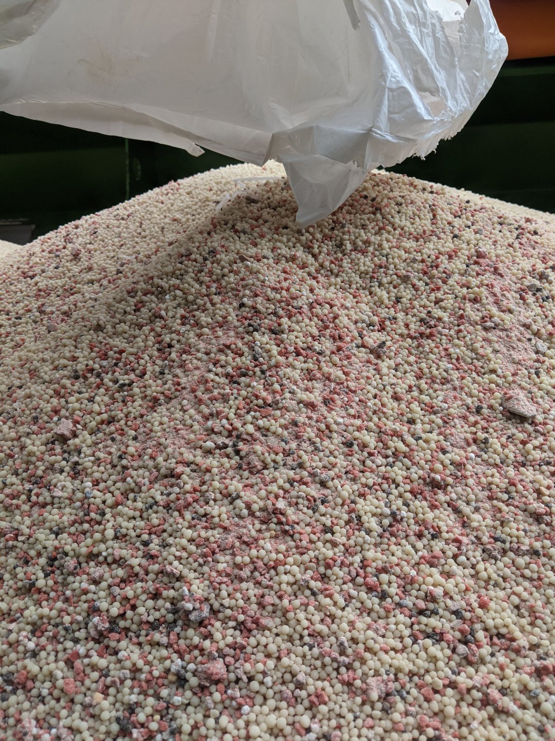 Fertilizer a little lumpy!! | Page 2 | The Farming Forum