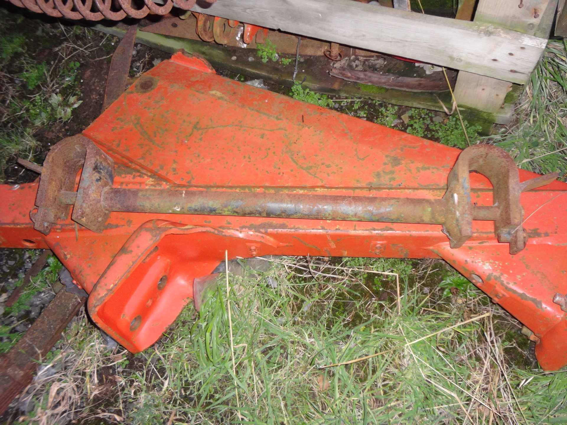 Kuhn multimaster plough cross shaft | The Farming Forum