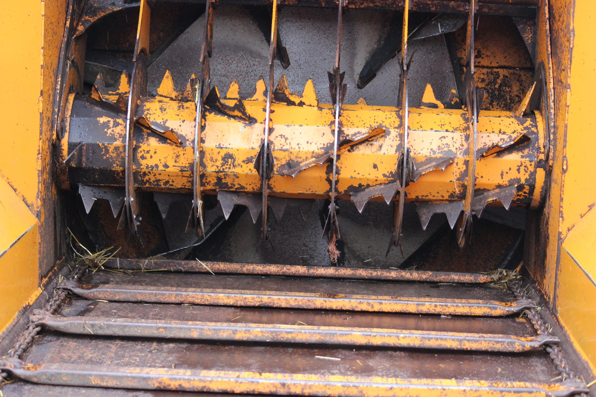 LUCAS CASTOR 30 RUB | The Farming Forum